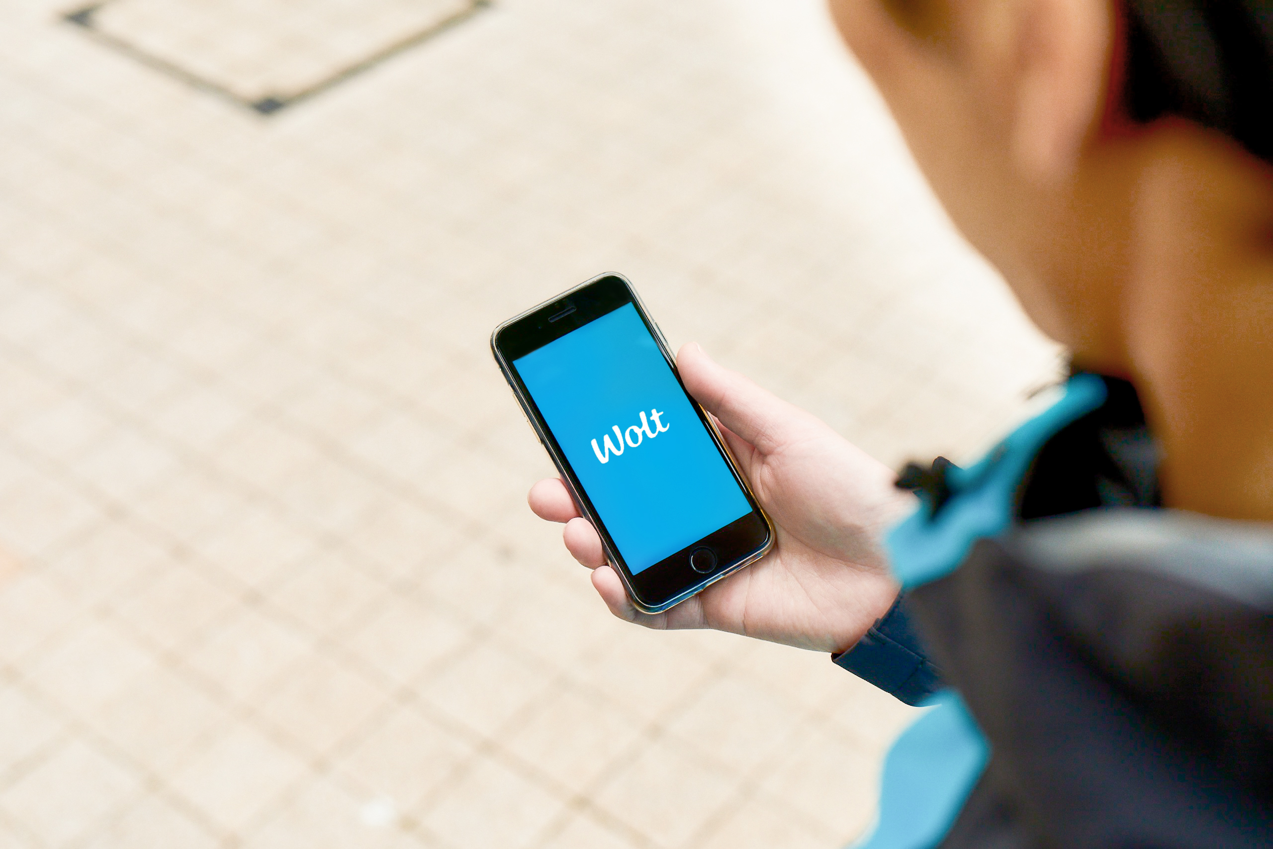 Kiertotaloustuotteet nyt saatavilla Woltissa – Wolt ja Renow aloittavat yhteistyön käytettyjen ...